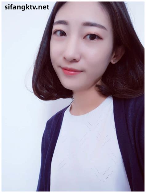 白金泄密原相机自拍女同磨豆腐做爱遭泄露能清楚听清楚做爱的呻吟声 性趣贴图