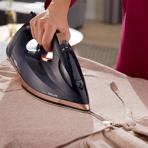 Philips Azur Elite Steam Iron GC4909/60 Black/Gold 3000W - Senukai.lt