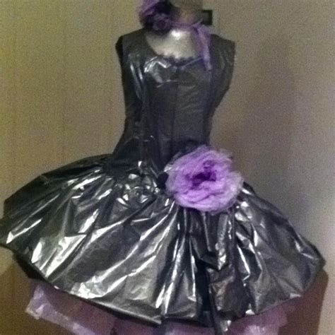 Платья из мешков для мусора - 82 фото