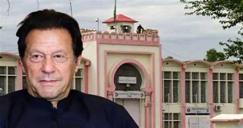 عمران خان کو اڈیالہ جیل میں اٹک جیل سے بھی چھوٹے سیل میں رکھا گیا ہے