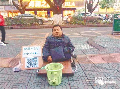 高端人才通行證接獲2600份申請，已批出1400份。 Lihkg 討論區