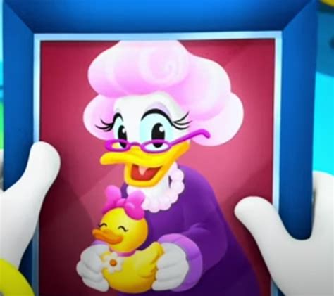 Grand Duck Delores Scrooge Mcduck Wikia Fandom