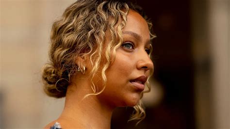 Locken Mit Socken So Bekommt Ihr Traumlocken über Nacht Cosmopolitan