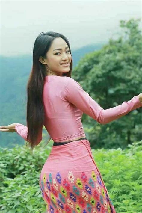 ကိန်းဂဏန်းများနောက်က ရမ္မက်နှောင်ကြိုးလေး အောစာပေ