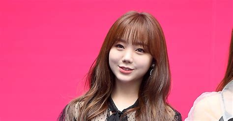 러블리즈 케이 패션위크 왔어요~[포토엔hd]