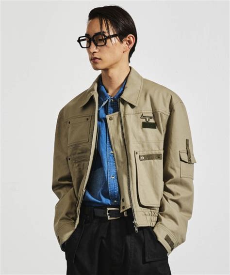 Lmood 엘무드 실시간 인기 스타일 워크 포켓 치노 블루종 자켓 카키베이지 온더룩