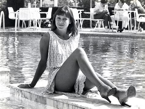 Jenny Agutter Porn Pictures Xxx Photos Sex Images 1888655 Pictoa