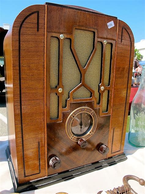 149 Best Images About Radio Cabinets On Pinterest Antique Radio