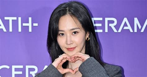 소녀시대 유리도 나섰다…탄핵 집회 팬들 위해 김밥 선결제