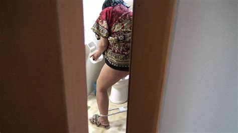 Indian Stepmother Caught Me Watching Her Peeing And She Didn T Care XHamster