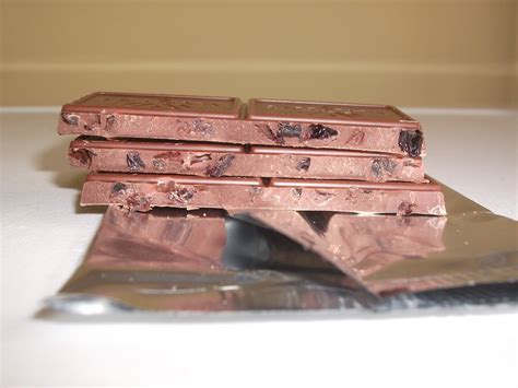 Vanini Cherry milk chocolate