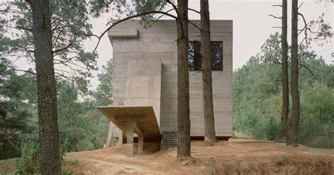 Ludwig Godefroy Creates Brutalist Cube Shaped Home In Mexico