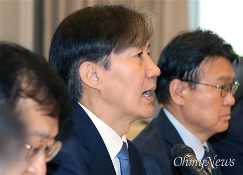 조국 조국혁신당 대표가 19일 오전 서울 여의도 국회에 오마이포토