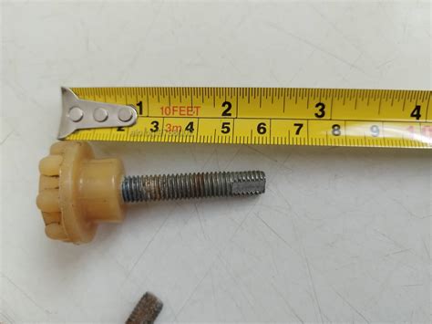 Регулиращи крачета за хладилник Аксесоари София Четири броя стари качествени регулиращ