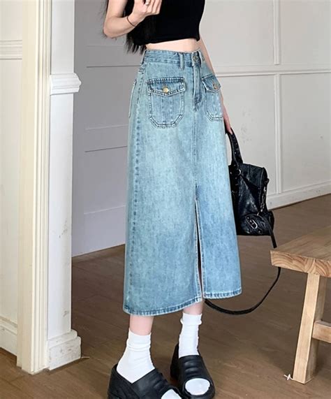 청치마 섹시한 깔끔한 캐주얼 디자인 데님 슬릿 스커트 하이웨이스트 앞트임 깔끔한 여성데일리룩 출근룩 투포켓 미들백 힙 스커트