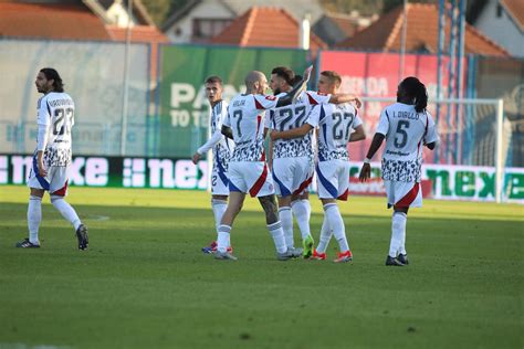 Slobodna Dalmacija Hajduk Spretno I Sretno Do Ao Do Ogromna Tri Boda U Ludoj Utakmici U Koprivnici