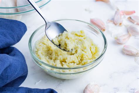 How To Make Garlic Paste Evolving Table How To Make Garlic Paste Evolving Table