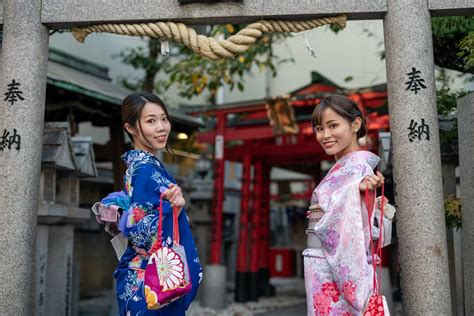 오사카 기모노 대여 By Kimono Botan 모란 기모노 제공으로 여행과 관광을 즐기세요 Funbooky