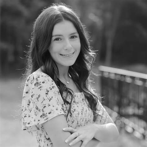 Emma Shelton Emmaa Shelton Threads Say More