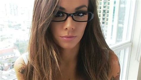 Cute Girls 32 Pics Cute Girls 32 Pics