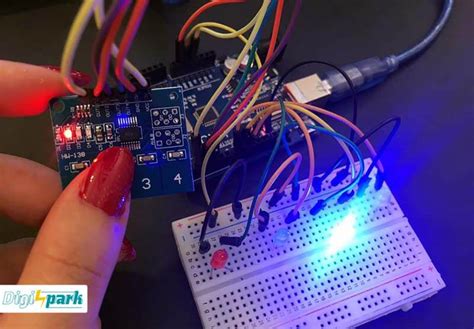 آموزش ماژول تاچ پد Touch Pad Ttp224 بخش اول فرمان به ال ای دی ویدیو فارسی