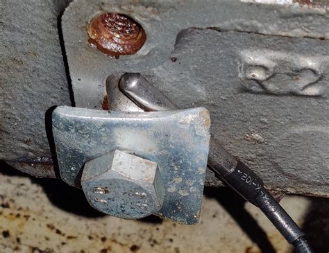 1 Wire Temperature Sensing Sailor Hat With ESP32