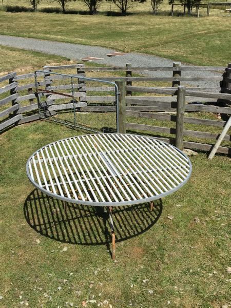 Lot 79 Round Wool Table Auctionsplus