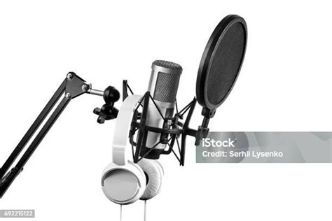 쇼크 마운트 흰색 배경에 고립에 전문 스튜디오 마이크가 0명에 대한 스톡 사진 및 기타 이미지 0명 Rehearsal 마이크 Istock