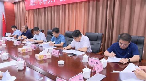 县委常委议军会议召开工作