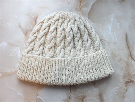 Простые рассказы о вязании спицами : Объёмная шапка с отворотом