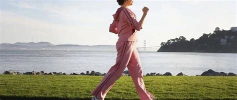 真没想到，走路也能养生？！运动锻炼身体