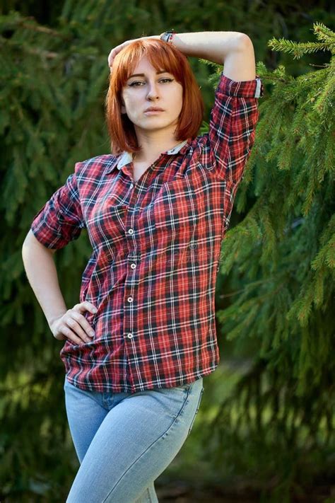 Close Up Portrait Of Sensual Redhead Outdoors Autumn S Warm Embrace