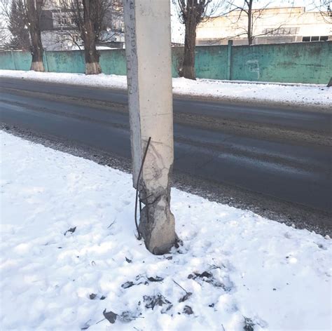 Замінити аварійний стовп — чи чекати трагедії Газета «ВІСТІ Бориспіль Новини Інформація