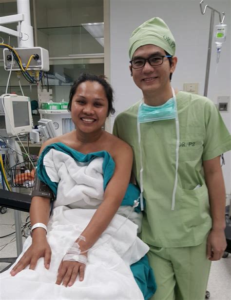 การผ่าตัดแปลงเพศจากช นพ คณิต วิทยาวนิชชัย ศัลยแพทย์ตกแต่ง