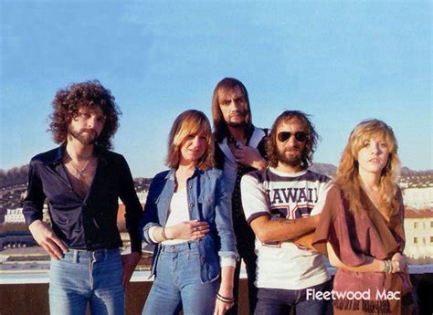 Download Fleetwood Mac Sunny Day Posing Wallpaper