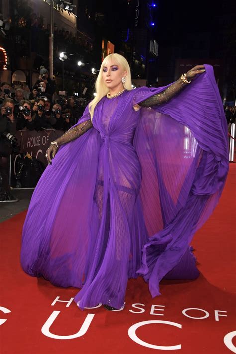 Los Vestidos Más Impresionantes De Lady Gaga Que Puedes Copiar