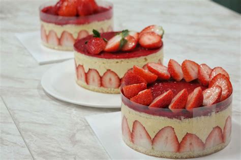 딸기 듬뿍 케이크