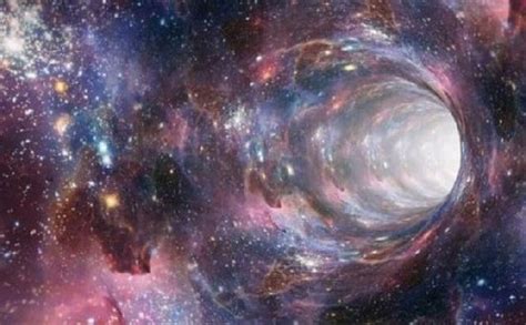 宇宙中三個極端的洞有什麼不同黑洞已現白洞和蟲洞在哪裡 壹讀