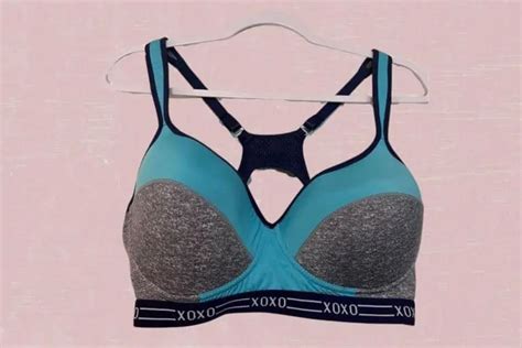How Big Is A 40c Bra Thebetterfit