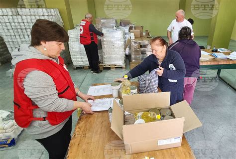 БЧК удължава до 23 май раздаването на пакети с хранителни помощи в Хасково Утро