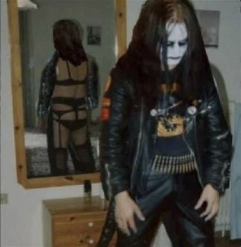 Pin By On Memes Metal Meme Metalhead Guy Band Memes