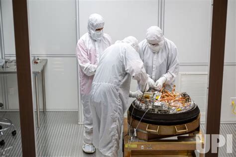 Photo Nasas Osiris Rex Capsule Secured Following Return To Earth Wax2023092508