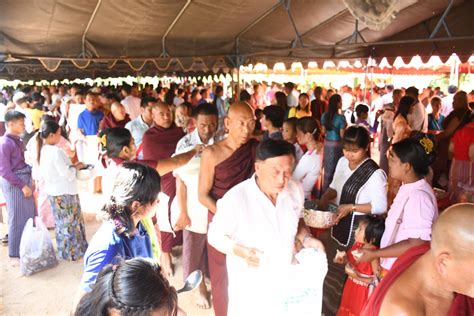 ကျိုင်းတုံမြို့၌ သီတင်းကျွတ်လပြည့်နေ့ သံဃာ့မဟာပဝါရဏာရွတ်ဖတ်ပူဇော်ပွဲန