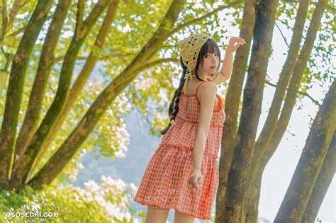 Yaokoututu 咬一口兔娘ovo Green field tea party 绿野茶会 naked cosplay asian 69