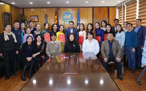 МЭРГЭШСЭН НЯГТЛАН Нээлттэй засаг Нэг Баянхонгор