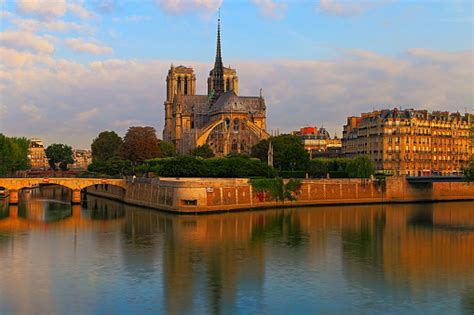 일출파리 프랑스 세 느 강에 노트르담 후면 보기의 대성당 0명에 대한 스톡 사진 및 기타 이미지 0명 강 강둑 Istock