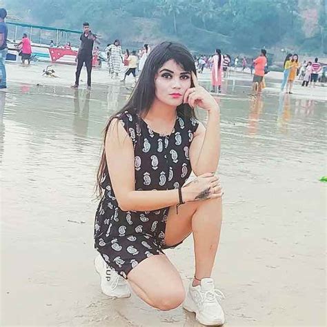 Leena Singh Age Bio Web Series Photos Instagram Family