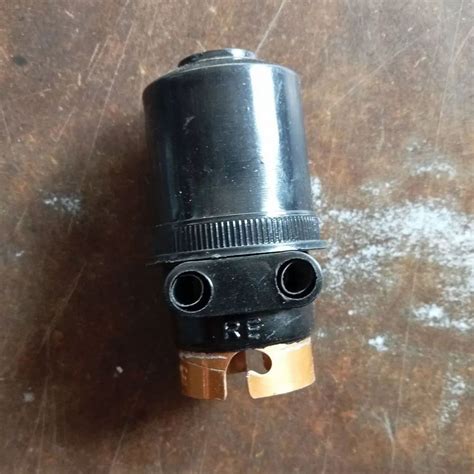 Socket Bulb Holder For Electrical Fitting At Rs 6 Piece In Kanpur Id 23095498588