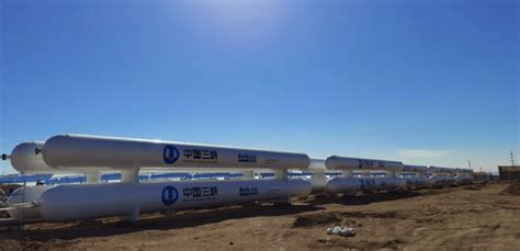 国际首座！三峡集团大型光热复合压缩空气储能电站进入设备调试阶段 发电 项目 新能源