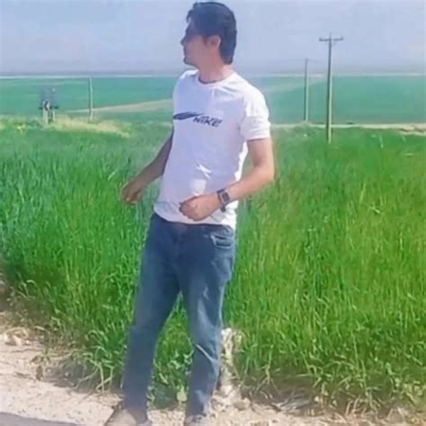 𝓐𝐁𝓑𝐚𝒔𝒊 Abbasi00012 • Threads Say More